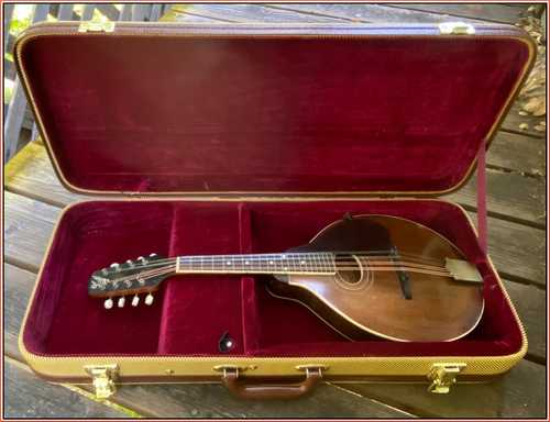 1923 Gibson A-2 Snakehed Amber - Brown > Guitars Electric Solid Body ...