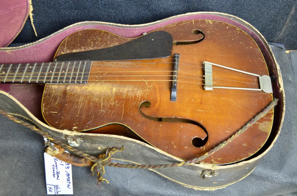 1933 Martin C-1 F holes Natural > Guitars Archtop Electric & Acoustic ...