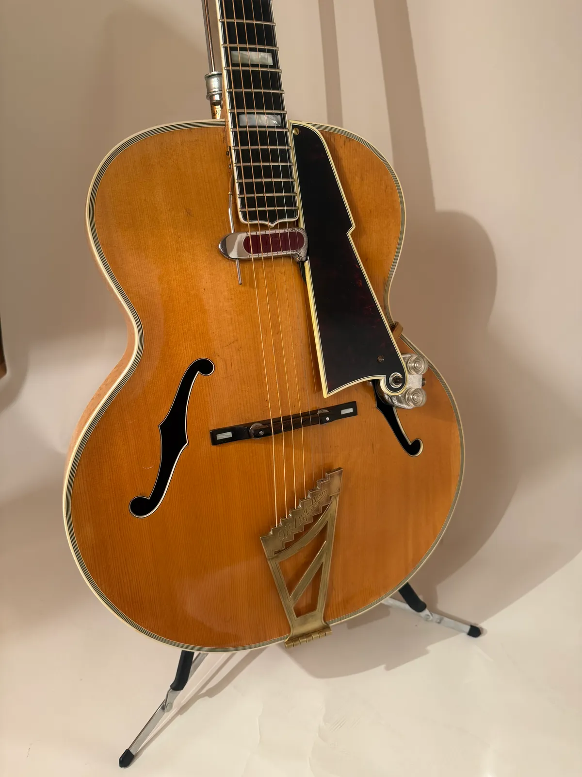 1947 D’Angelico Excel Blonde > Guitars Archtop Electric & Acoustic ...