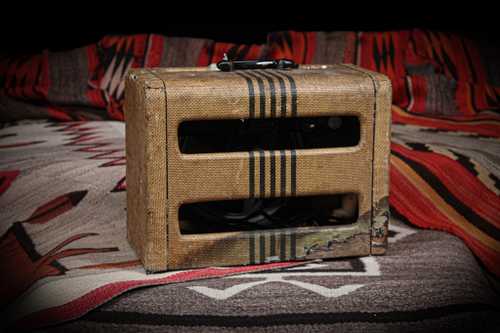 Supro Chicago 51 > Amps & Preamps | Rumble Seat Music