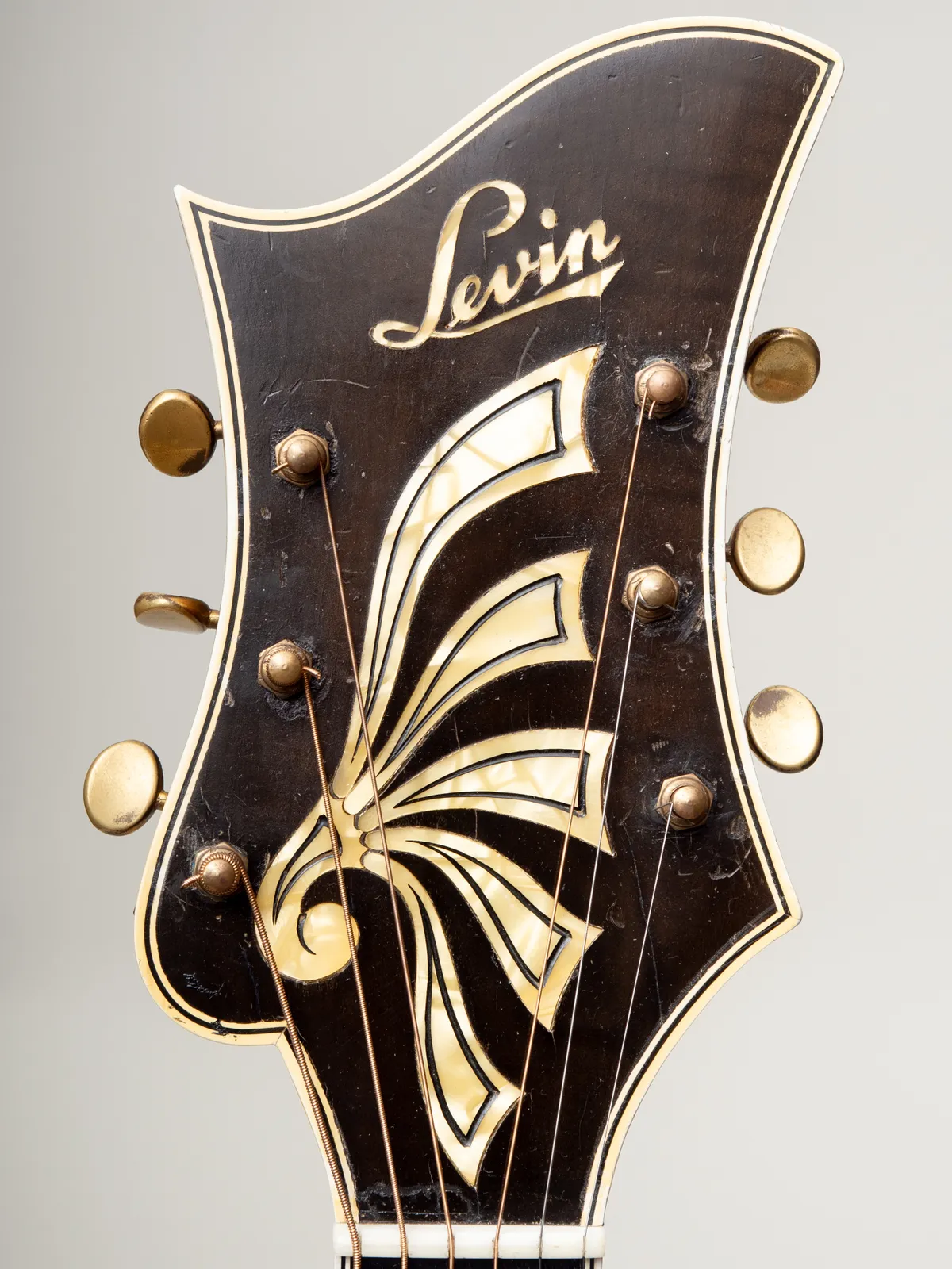 1952 Levin Deluxe Natural > Guitars Archtop Electric & Acoustic | TR ...