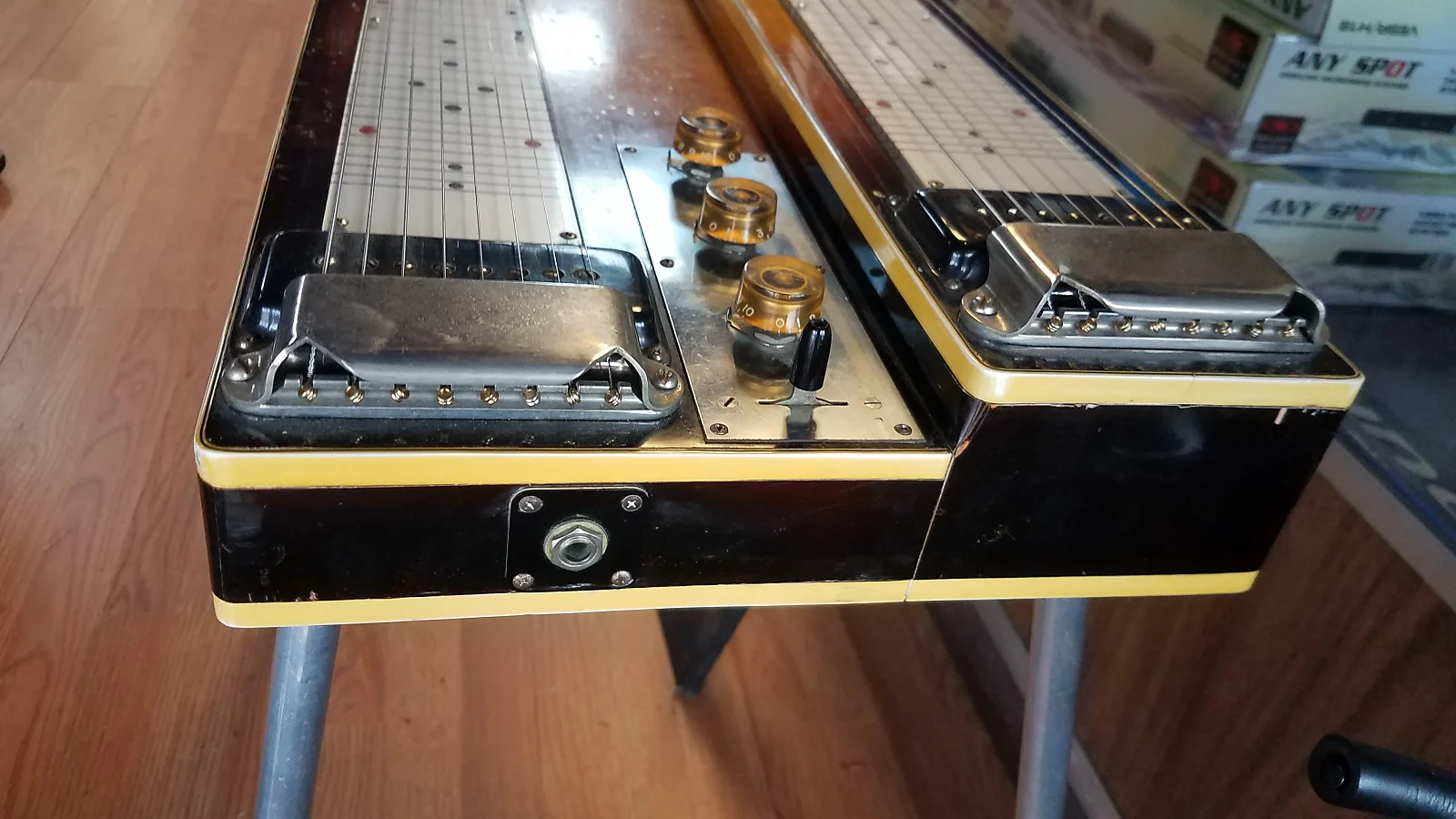 1955 Gibson Console Grande sunburst > Guitars Lap, Pedal & Table ...