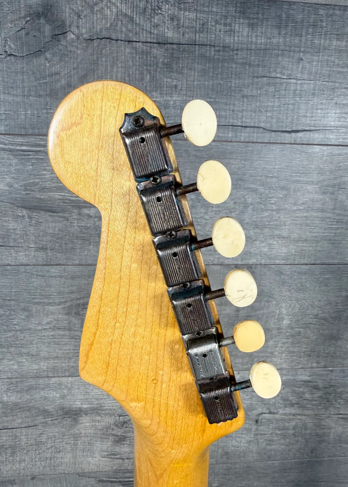 1956 Fender Duo Sonic II Daphne Blue > Guitars Electric Solid Body | SS ...