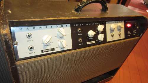 1957 Magnatone Model 280 Brown > Amps & Preamps | Rivington Guitars