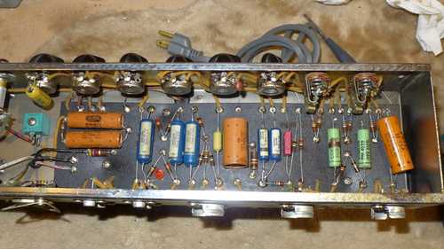 1958 Fender Bassman 5F6-A Tweed > Amps & Preamps | OK Guitars