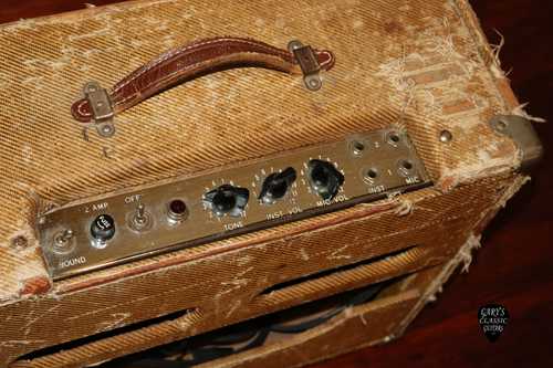 1958 Fender Deluxe Tweed > Amps & Preamps | Gary's Classic Guitars LLC