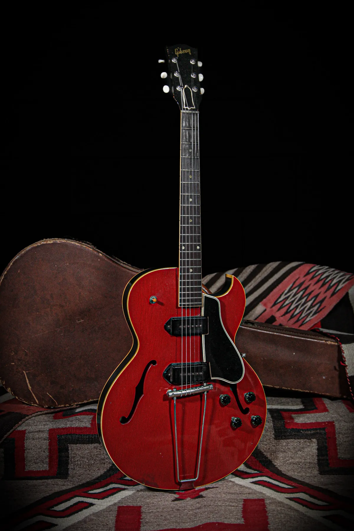 1958 Gibson ES-225 Red & Black > Guitars Electric Semi-Hollow Body ...