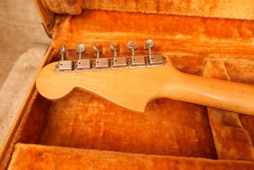 1959 Fender Jazzmaster Sunburst > Guitars Electric Solid Body ...