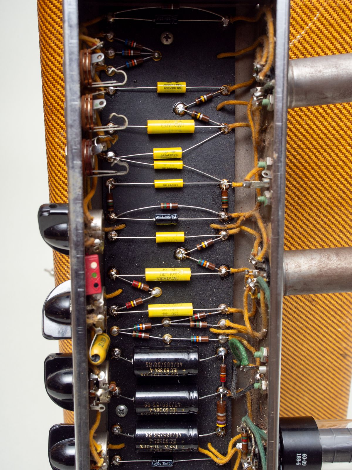 1959 Fender Vibrolux Model 5F11 Tweed > Amps & Preamps | TR Crandall ...