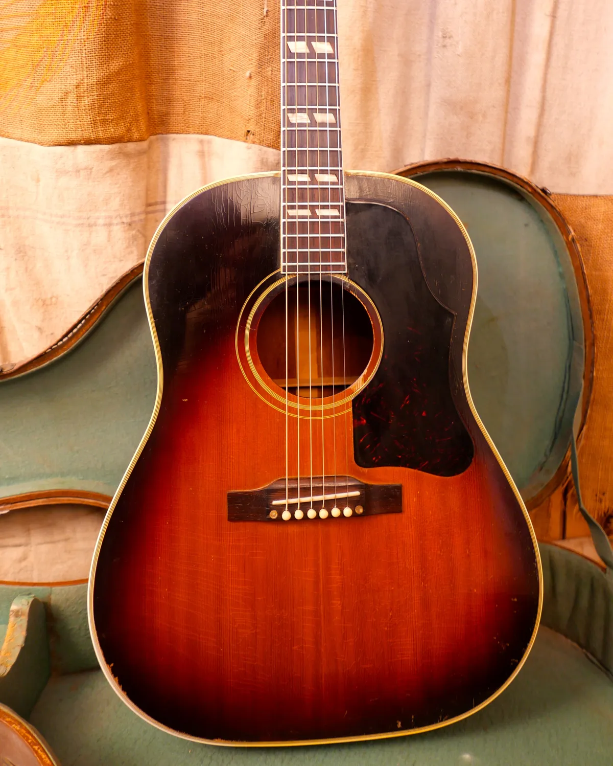 1959 Gibson Southern Jumbo SJ Sunburst > Guitars Acoustic | Southside ...