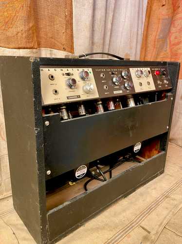 1960 Magnatone Custom 260 Black > Amps & Preamps | Southside Guitars
