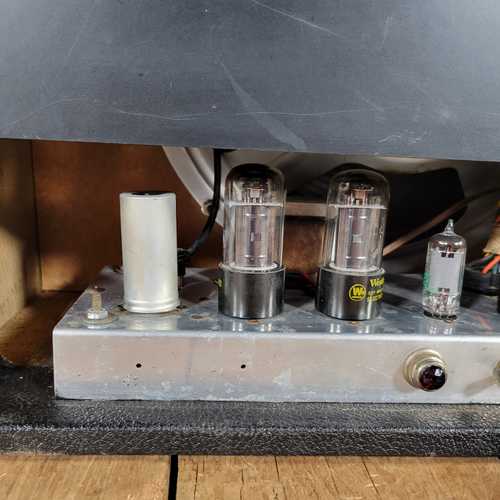 1960 Airline Model 9003 Amp Black / Cream > Amps & Preamps | Mahar's ...