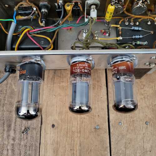 1960 Fender Bassman 5F6-A Tweed Narrow Panel Tweed > Amps & Preamps ...