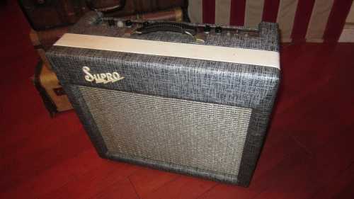 1960 Supro Model 1696TN Grey Tolex w/ White Stripe > Amps & Preamps ...