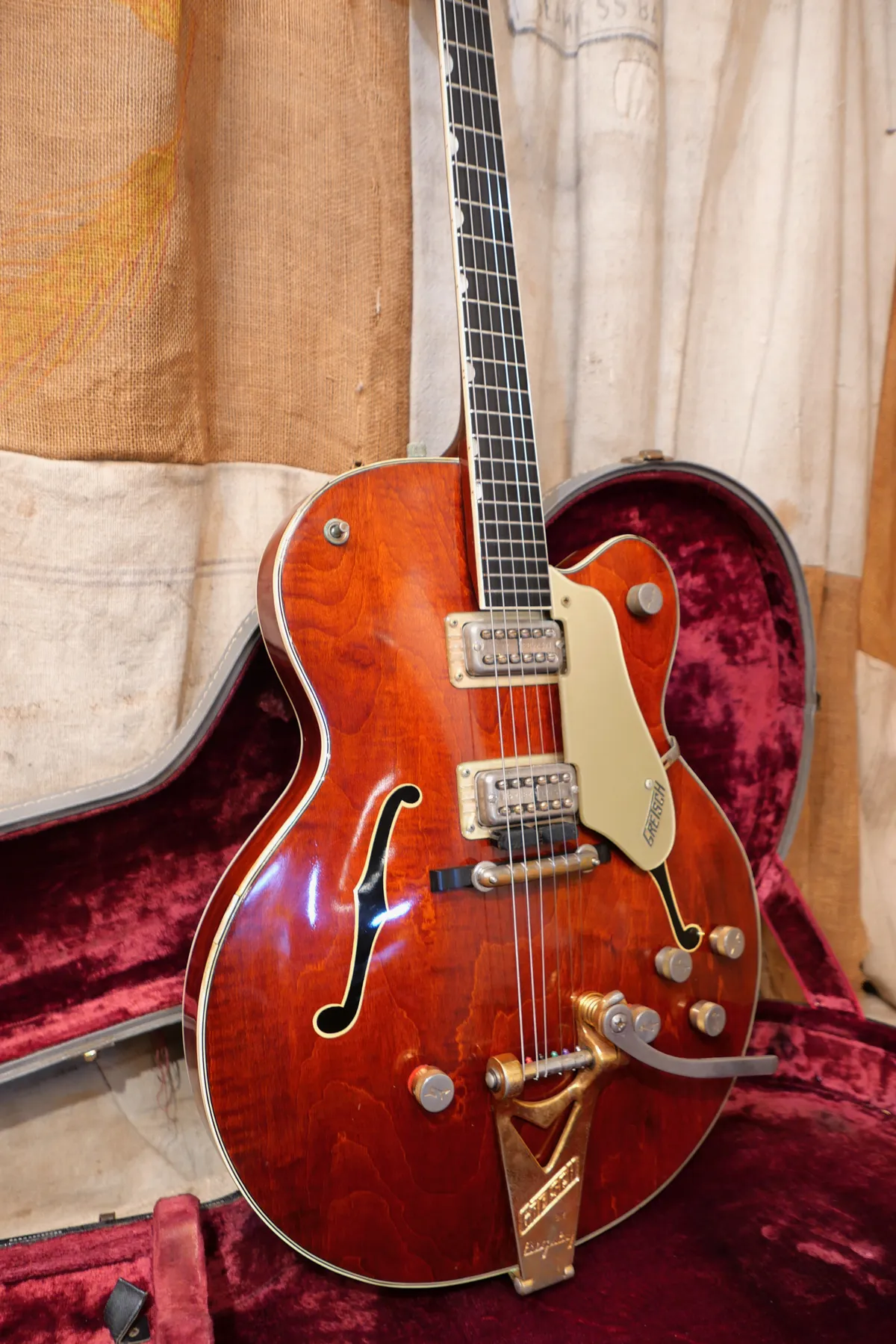 1961 Gretsch Country Gentleman Model 6122 Walnut > Guitars Electric ...