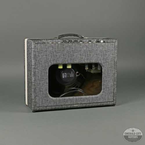 1961 Supro 1624TN > Amps & Preamps | Emerald City Guitars