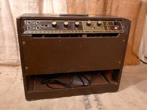 1962 Magnatone Custom 413 Brown > Amps & Preamps | Southside Guitars