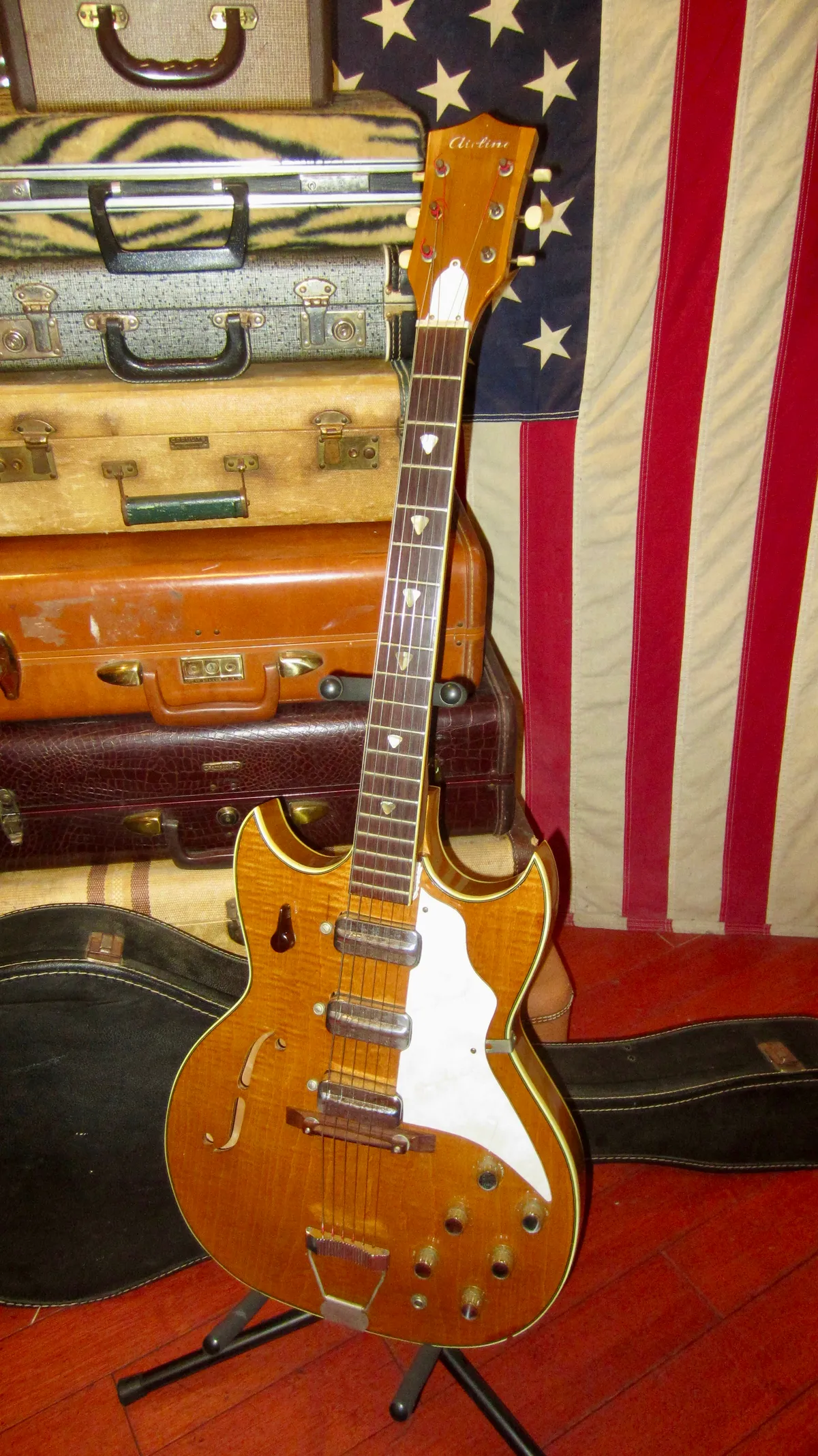 1963 Kay Airline Barney Kessel Deluxe 3 Pickup Natural > Guitars ...