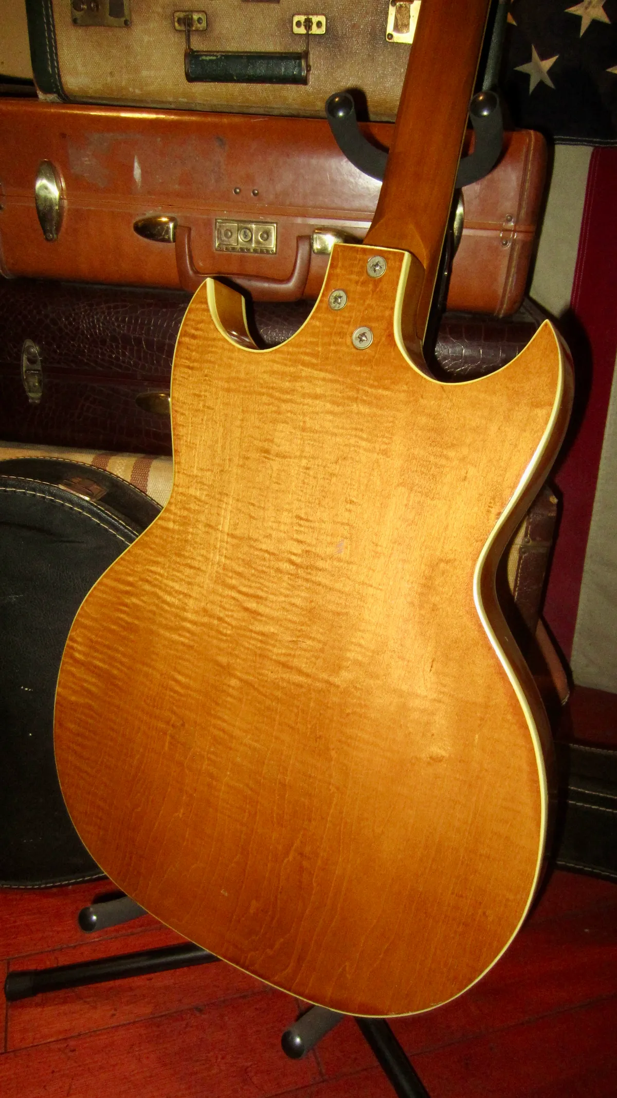 1963 Kay Airline Barney Kessel Deluxe 3 Pickup Natural > Guitars ...