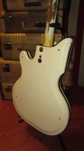 1963 National Val Pro 85 Electric Bass White > Guitars Bass | Rivington ...