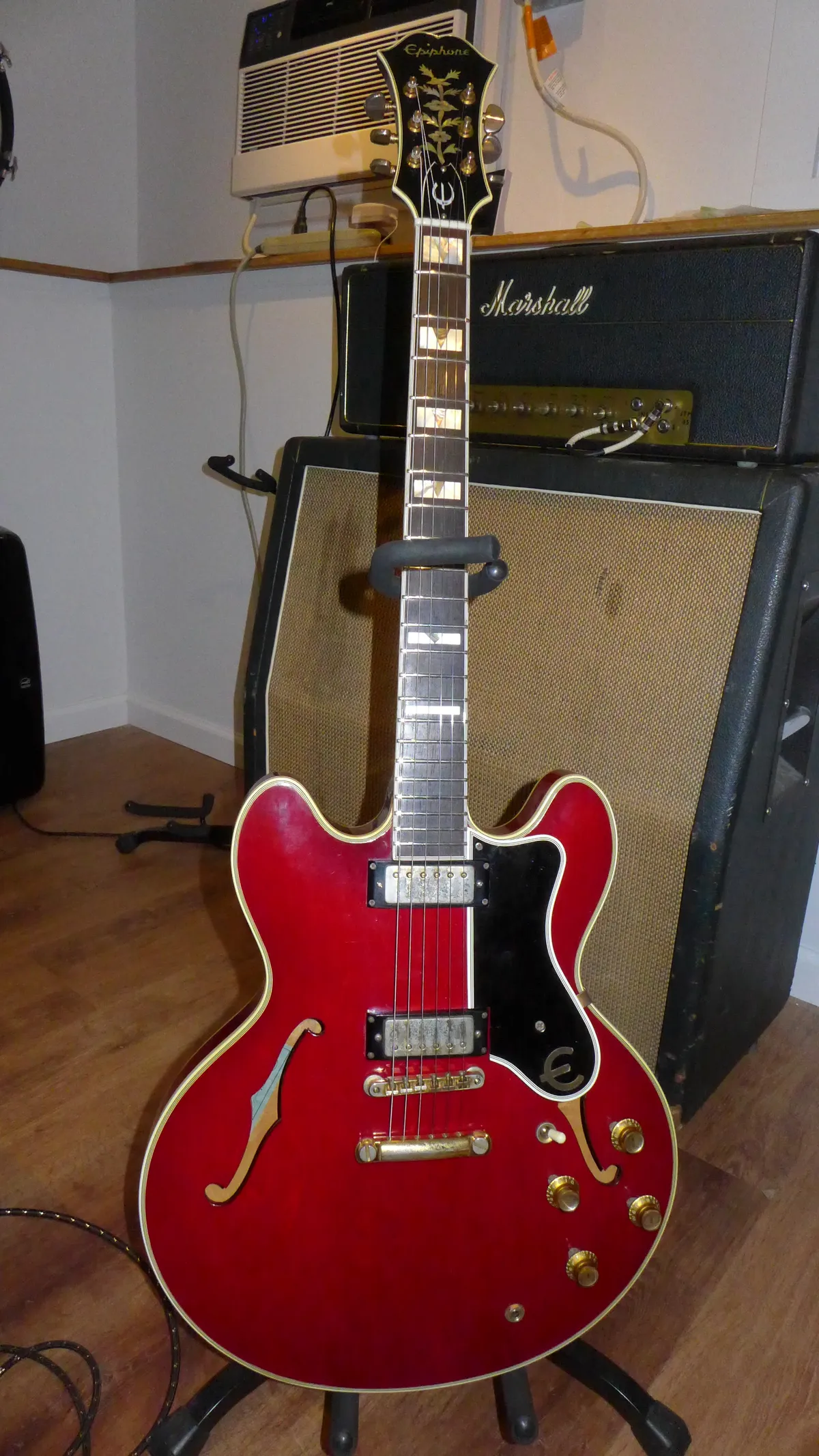 1964 Epiphone Sheraton Red > Guitars Electric Semi-Hollow Body | OK Guitars