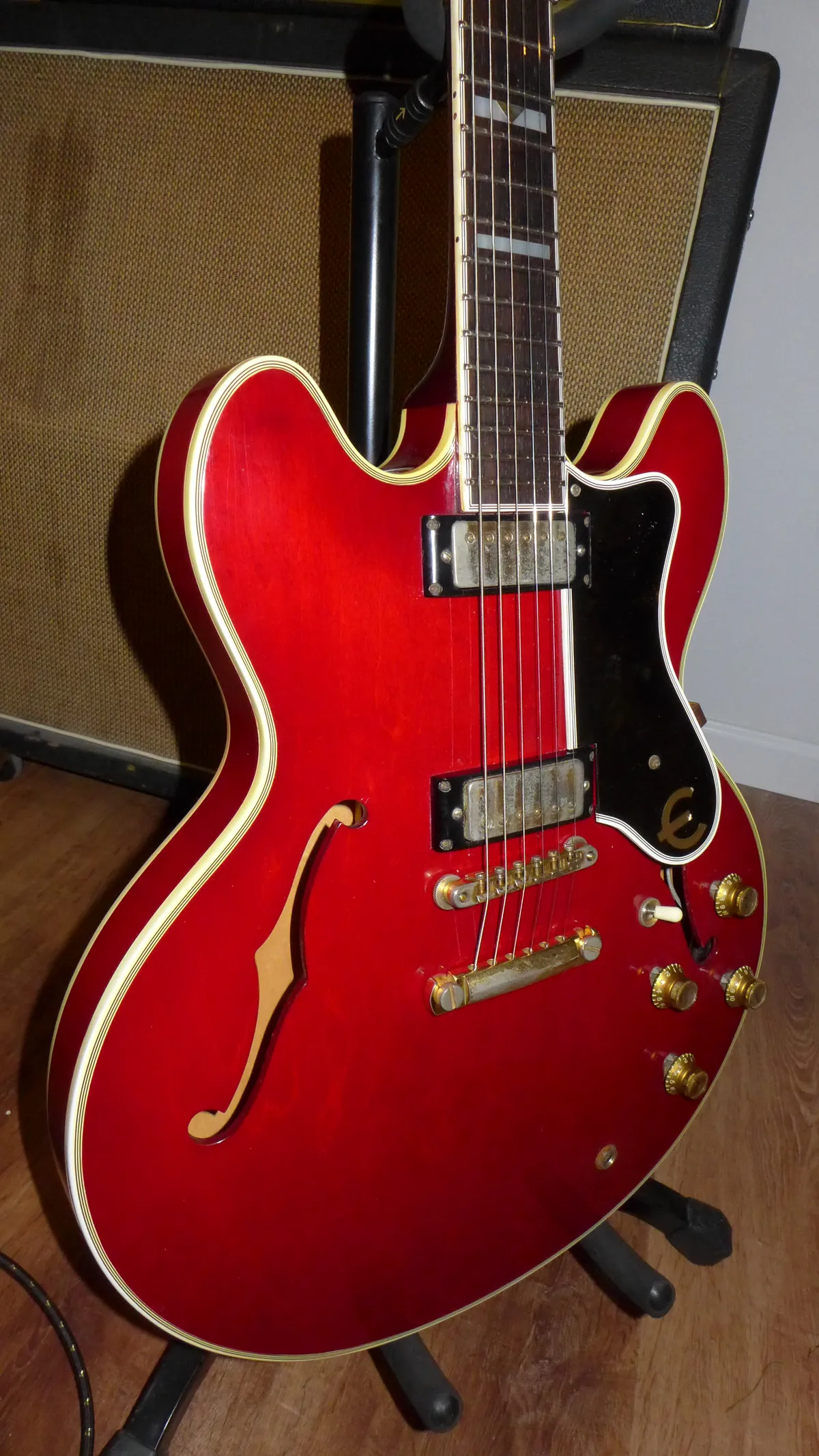 1964 Epiphone Sheraton Red > Guitars Electric Semi-Hollow Body | OK Guitars