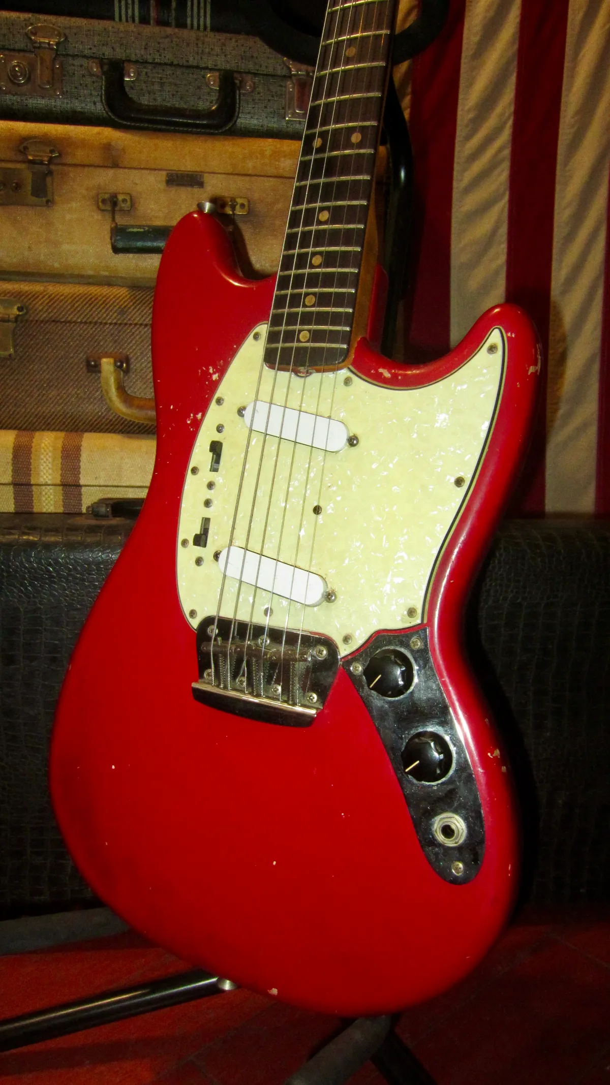 1964 Fender Duo Sonic II Red > Guitars Electric Solid Body | Rivington ...