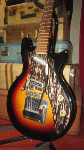 1964 Framus Strato Electric Double Pickup Solidbody Sunburst > Guitars ...
