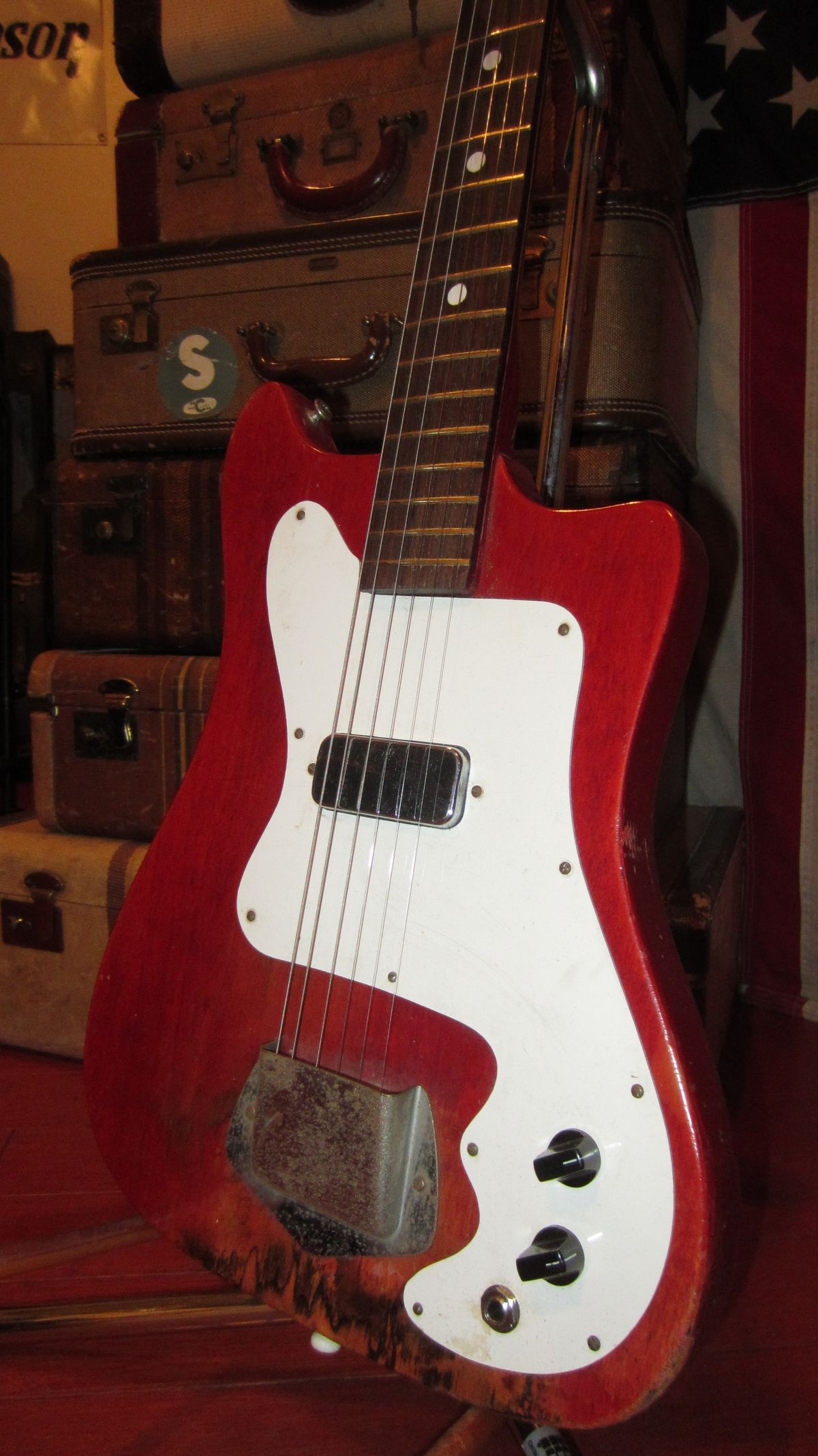 1964 Kay Truetone Vanguard Red > Guitars Electric Solid Body ...