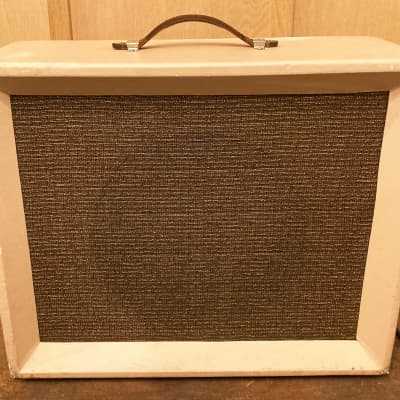1964 Lectrolab R500-C Cream > Amps & Preamps | Bill Imperial