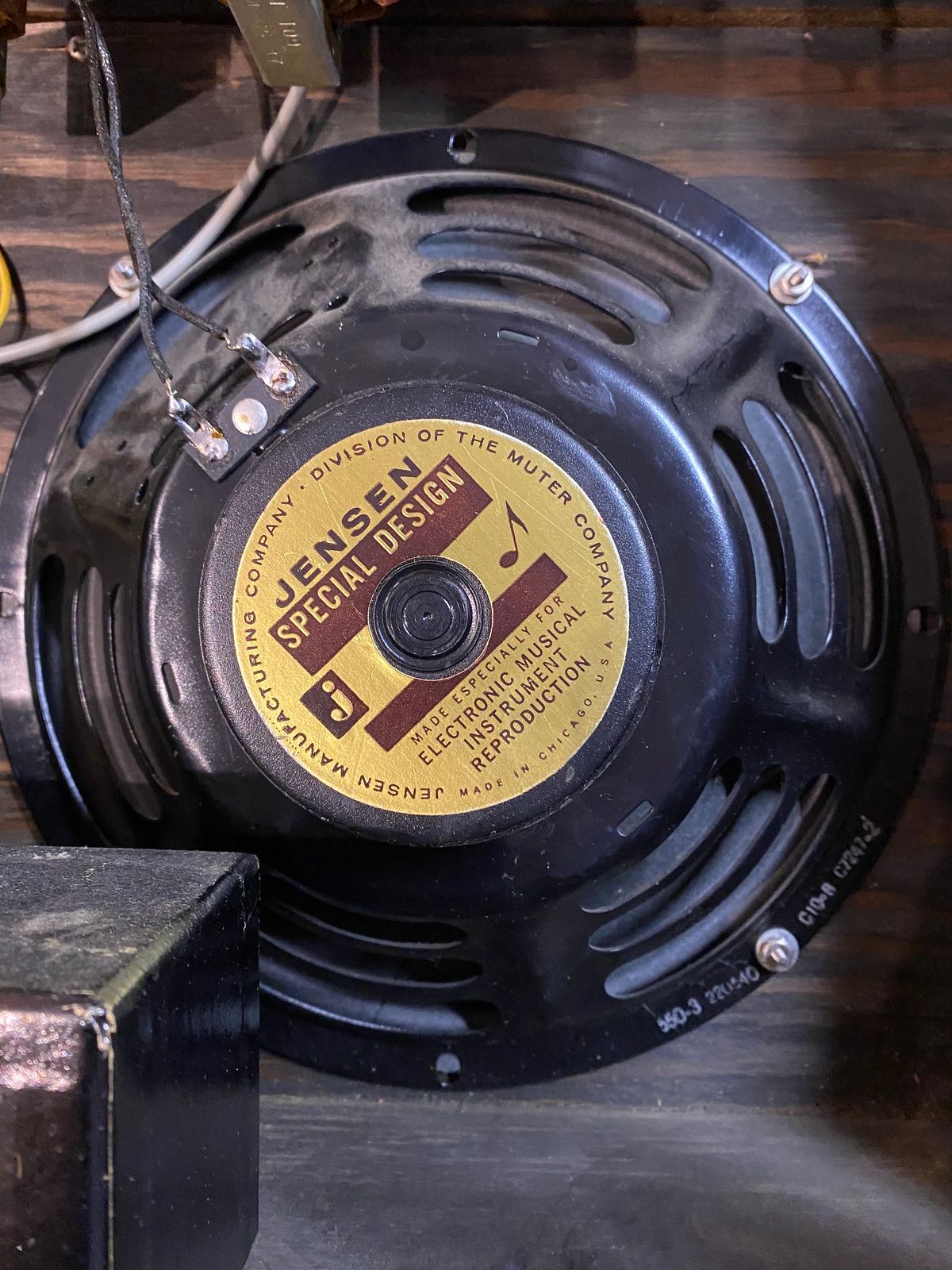 1965 Airline Model 62-9025A Tube Amp > Amps & Preamps | Southside Guitars
