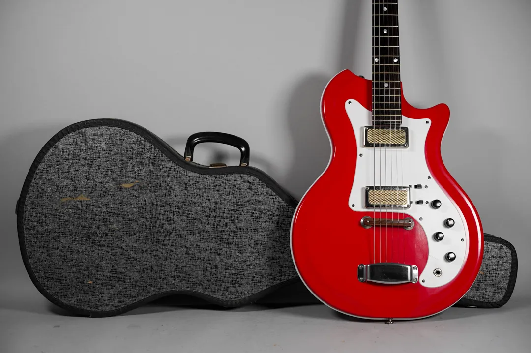 1965 Airline Res-O-Glass Red > Guitars Electric Solid Body | Imperial ...