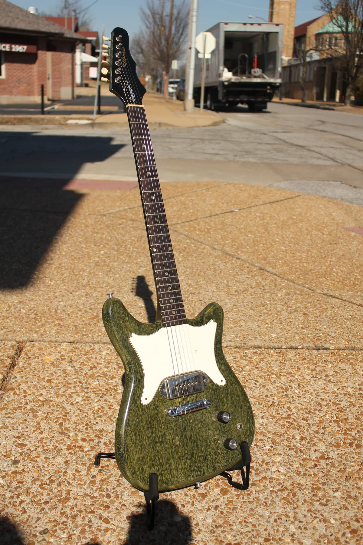1965 Epiphone Dwight Coronet Silver Fox > Guitars Electric Solid Body ...