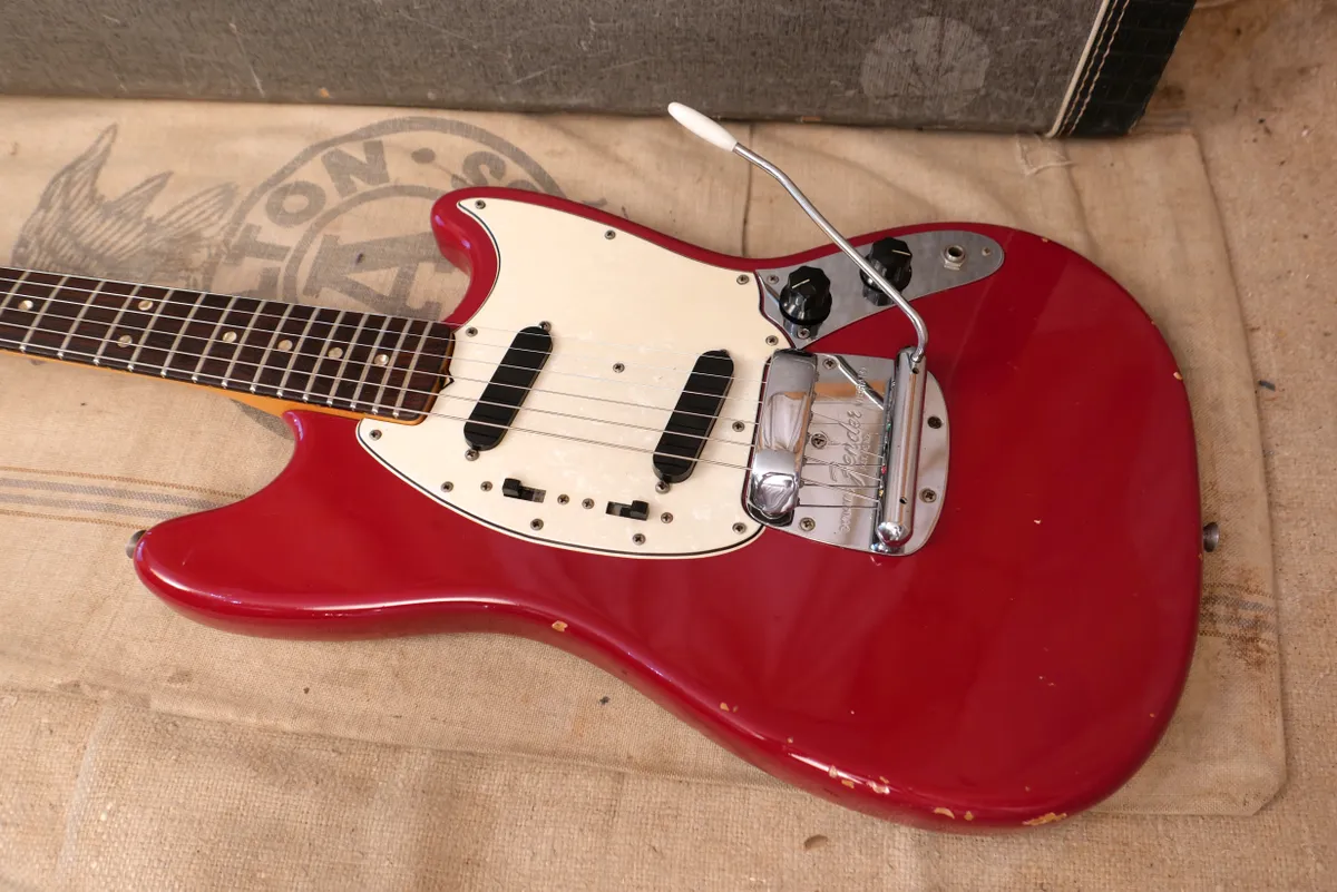 1966 Fender Mustang Red > Guitars Electric Solid Body | Southside Guitars