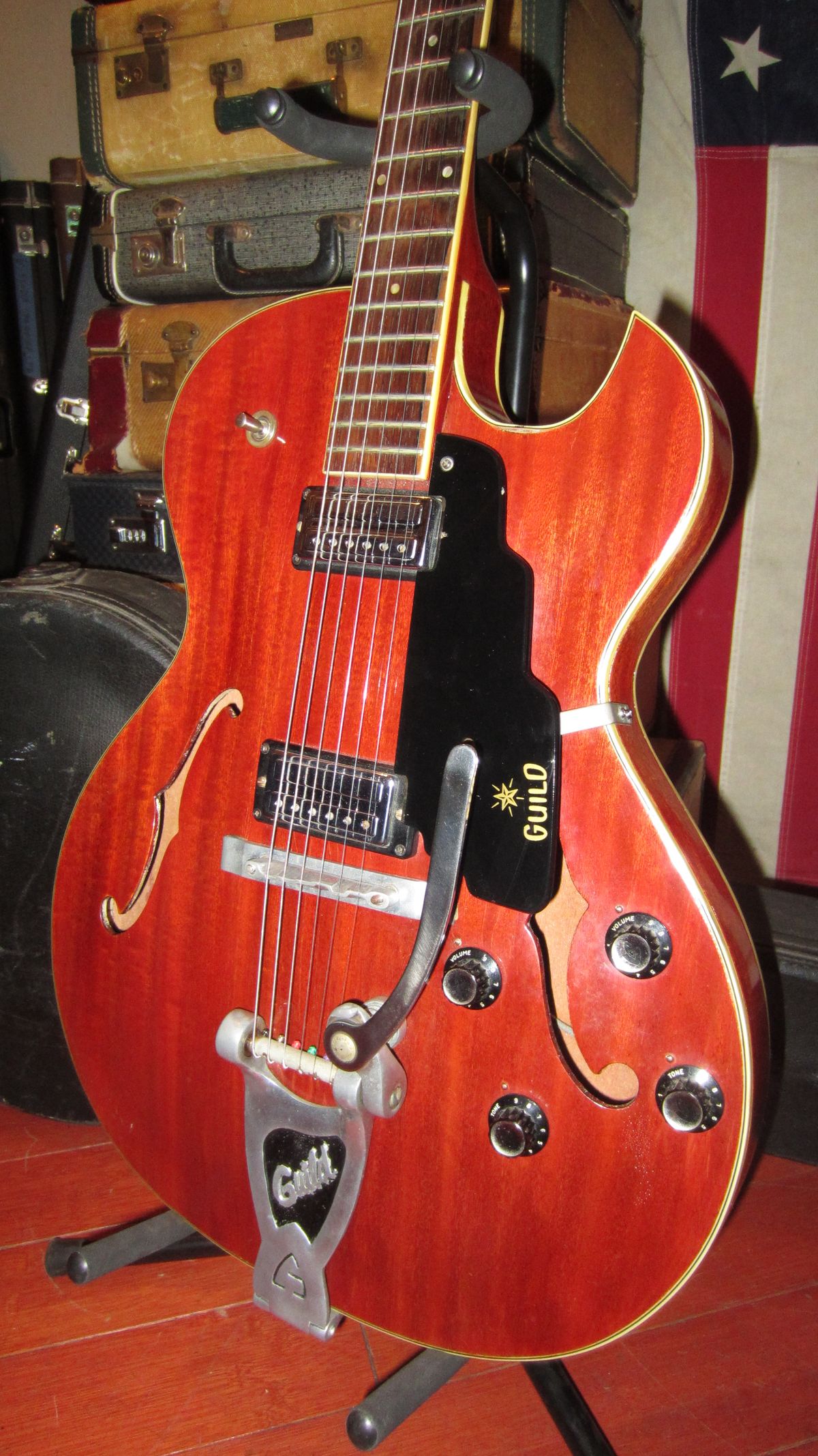 1966 GUILD Starfire III Hollowbody Electric Cherry Red > Guitars ...