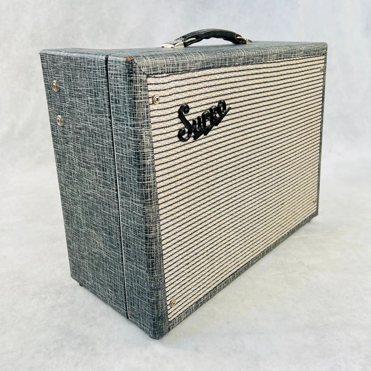 1966 Supro Silver > Amps & Preamps | Tone Wolf > Guitars Amps & More