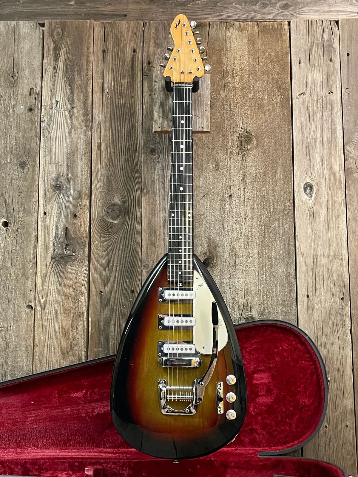1966 Vox Mark IX 9 String Three Tone Sunburst > Guitars Electric Solid ...