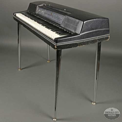 1966 Wurlitzer 200A > Keyboards | Emerald City Guitars