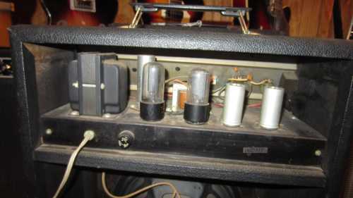 1967 Supro Trojan S6616 Comp Tube Amp w/ Tremolo Black and Chrome and ...