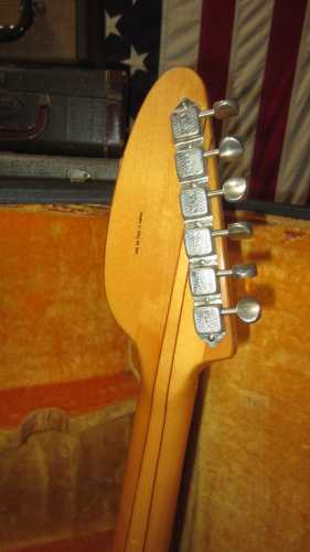 1967 VOX BOSSMAN w/ Built In Effects Sunburst > Guitars Electric Semi ...