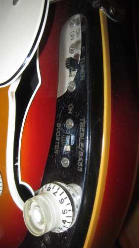 1967 VOX BOSSMAN w/ Built In Effects Sunburst > Guitars Electric Semi ...