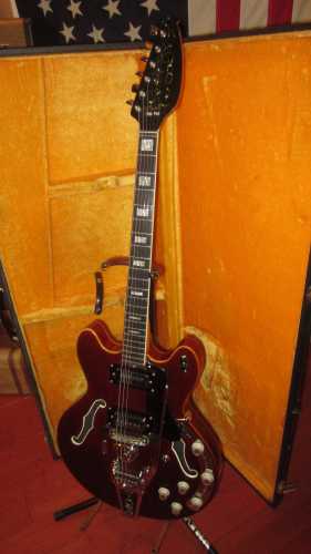 1967 Vox Ultrasonic Burgundy > Guitars Electric Semi-Hollow Body ...