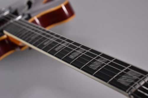 1967 Vox Ultrasonic Cherry > Guitars Electric Solid Body | Imperial ...