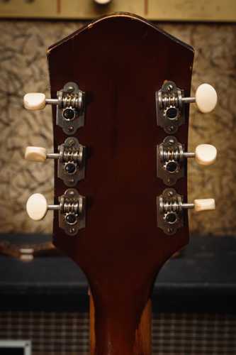 1968 Harmony H64 > Guitars Electric Solid Body | Mom and Dad's Music