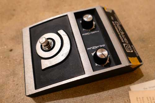 1969 Ampeg Scrambler > Effects | Southside Guitars