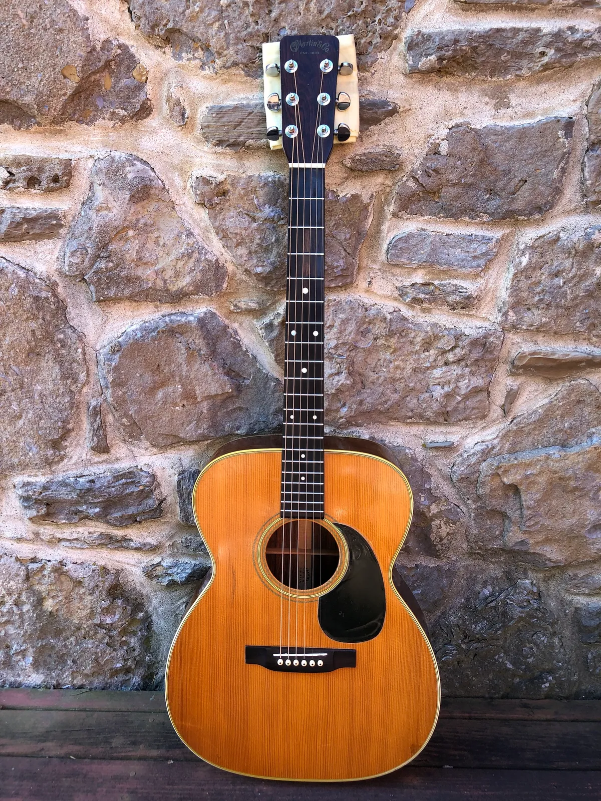 1969 Martin 000-28 Sunburst > Guitars Acoustic | Dayton Vintage Guitars ...