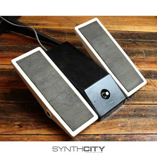 1970 EMS Synthi Hi-Fli White > Effects | Rock n Roll Vintage Guitars