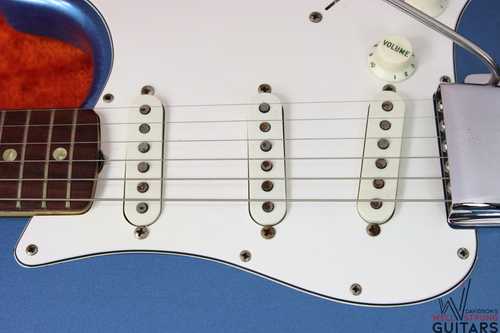 1970 Fender Stratocaster Blue Metallic > Guitars Electric Solid Body ...