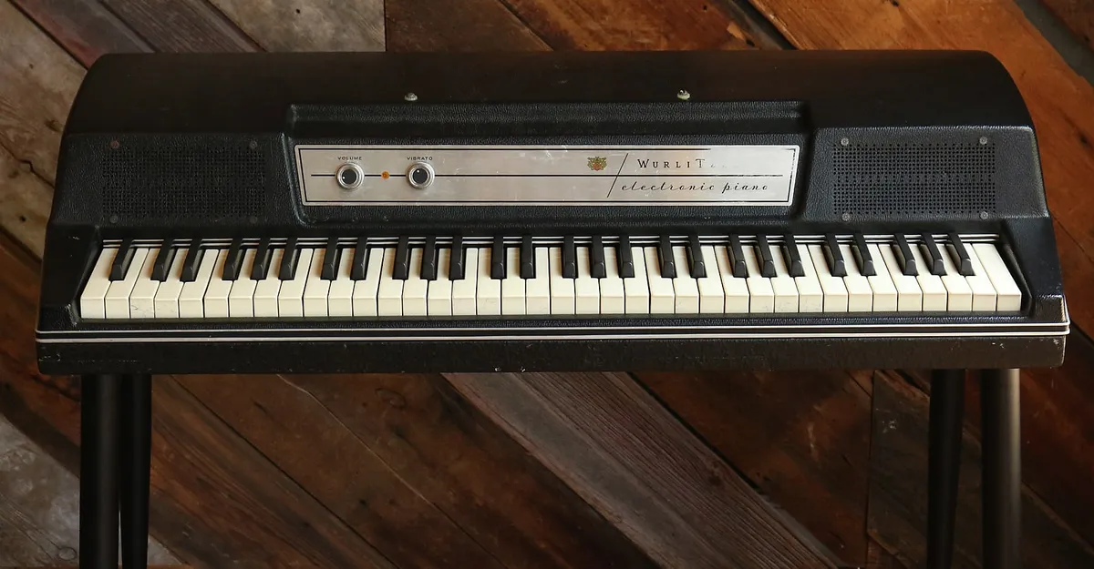1970 Wurlitzer 200A Electric Piano Black > Keyboards | Rock n Roll ...