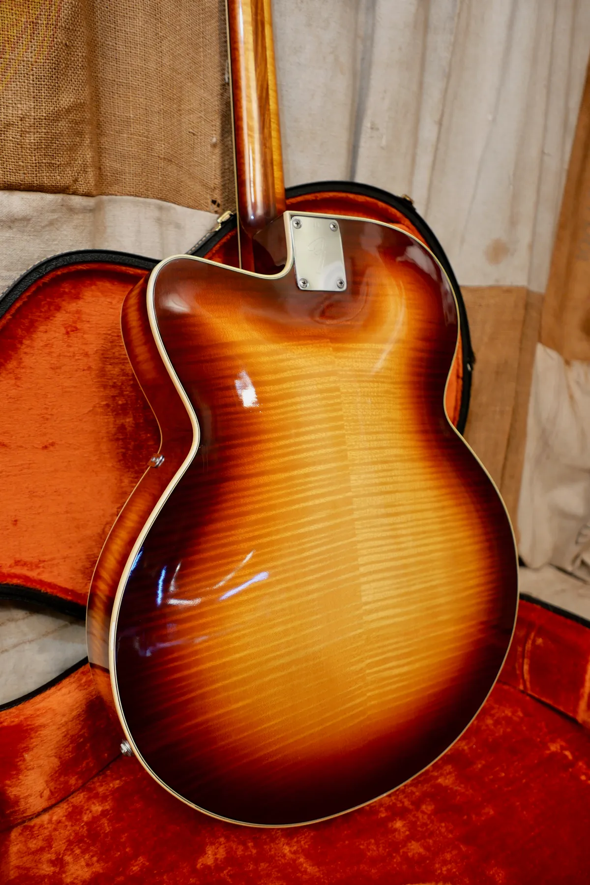 1971 Fender Montego Sunburst > Guitars Archtop Electric & Acoustic ...